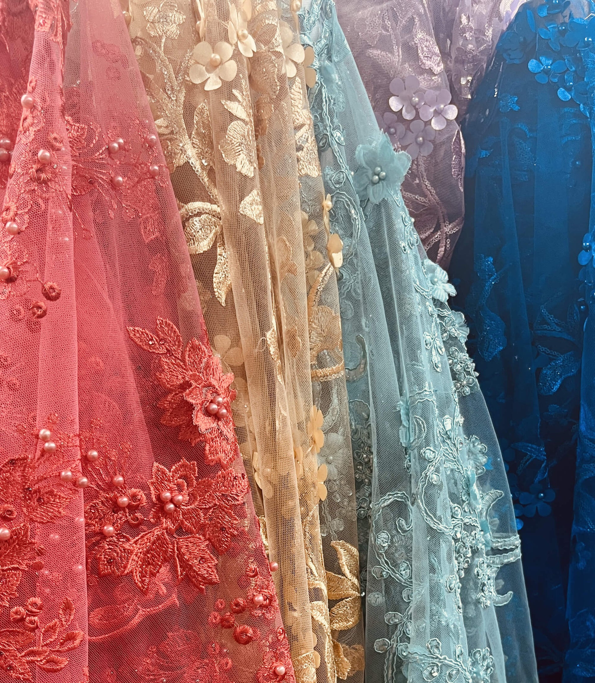 Embroidered lace Fabrics - 3D – Lace USA